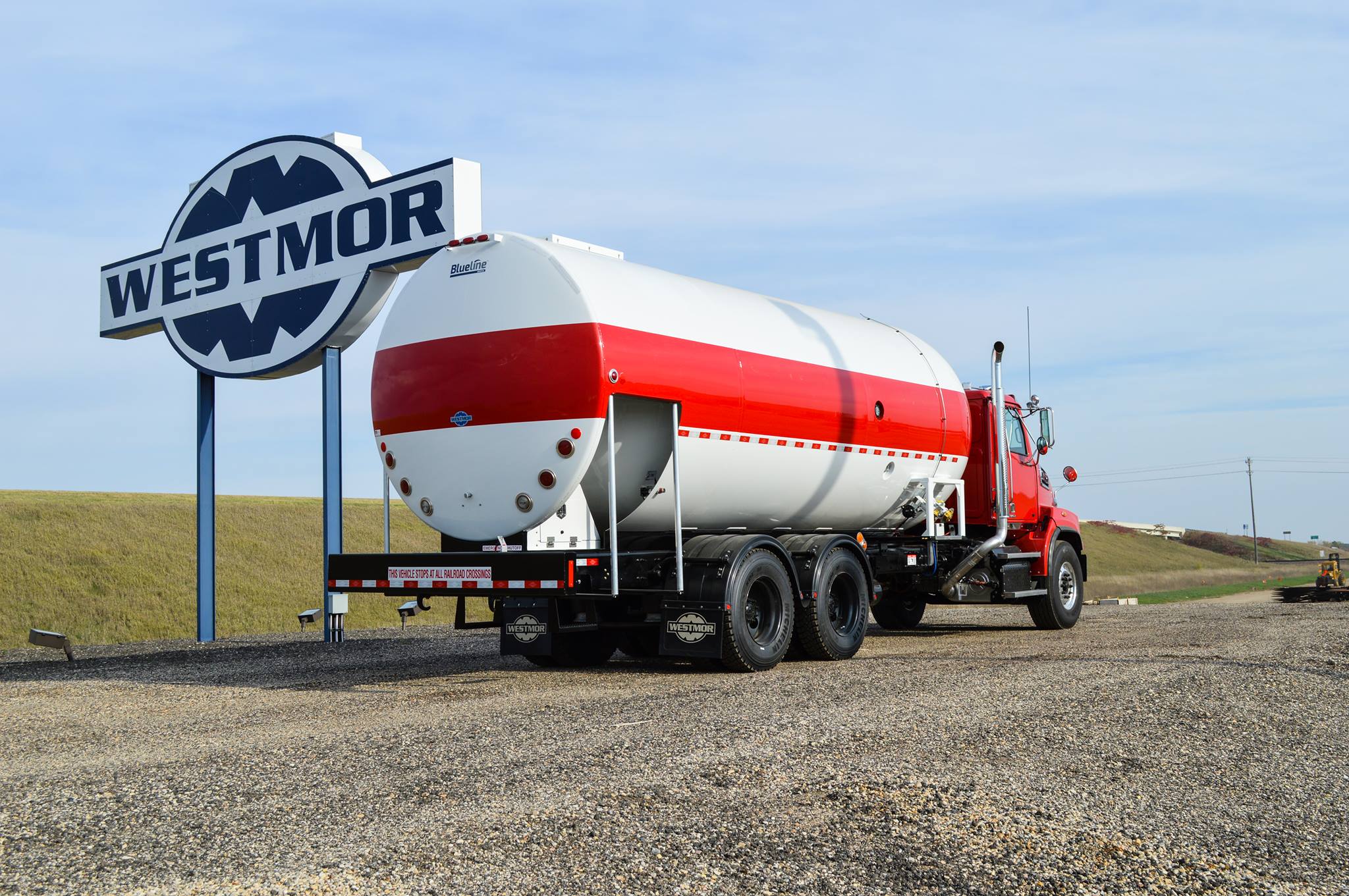 Buy Blueline HX Bobtail High-Volume Propane Delivery - Long Beach Off ...