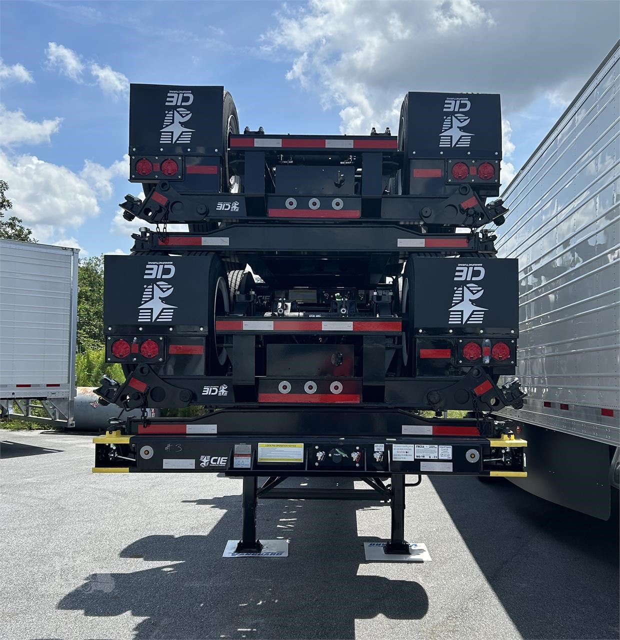 Buy 40ft 3 Axle Container Chassis Online - 40ft 3 Axle Container ...